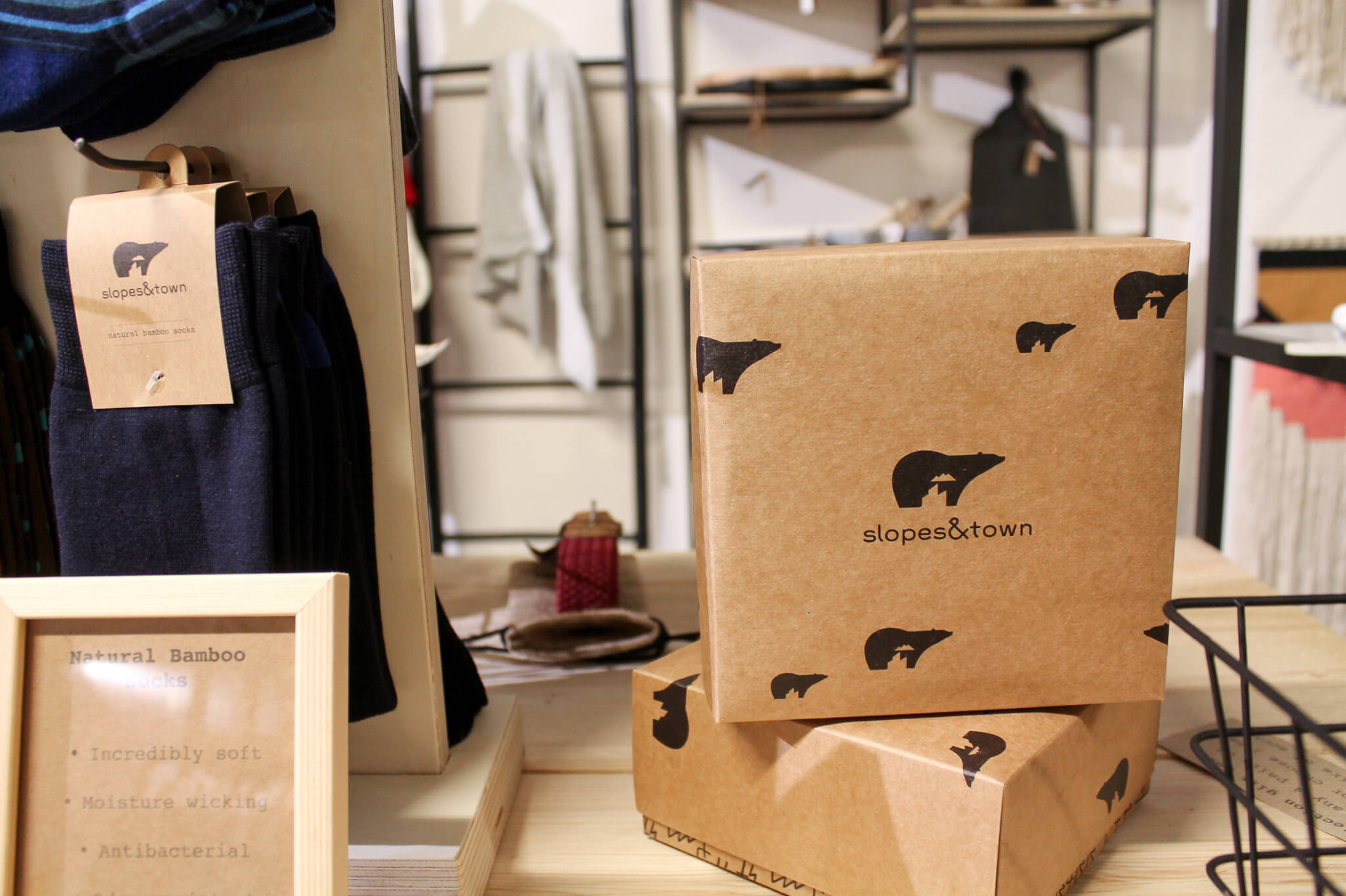 Ideas & Examples of socially repsonsible & sustainable packaging in 2019. Ideas & Examples of socially repsonsible & sustainable packaging in 2019.